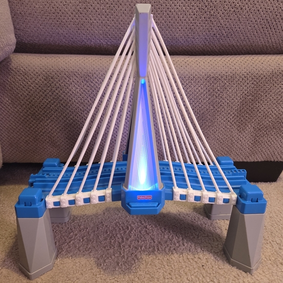 Fisher-Price | Toys | 206 Geotrax Rainbow Light Up Suspension Bridge ...